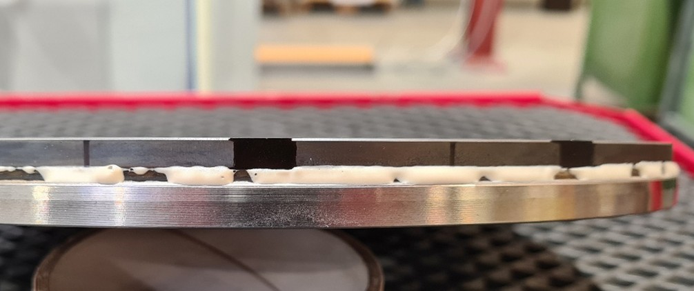 Oberflächen in E-Motoren: Multiple Anforderungen – eine Lösung ...